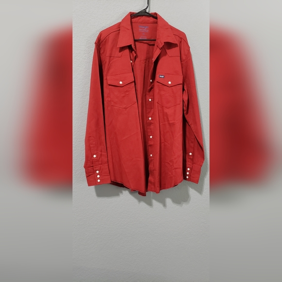 Wrangler | Shirts | Mens Wrangler Button Shirt | Poshmark
